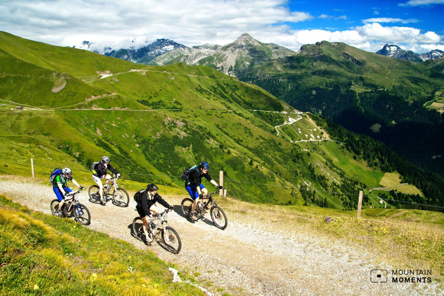 Top Mountainbike-Tour: Der Brenner Grenzkamm-Trail! Bike-Flüchtlinge an ...